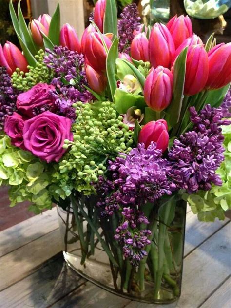 Pin By Vic On Interior Design Arrangements Flower Arrangements