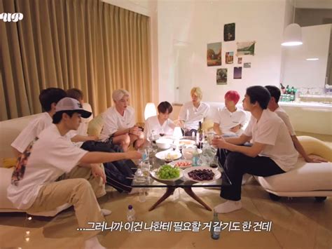 푸리 On Twitter 이건 나한테 필요할 것 같기도 한건데 뭔가 좀 더 서로 칭찬하고 멋있다고 해주고 약간 무대 위에 있을 때 이 순간 순간이 힘들지만 솔직히 진짜