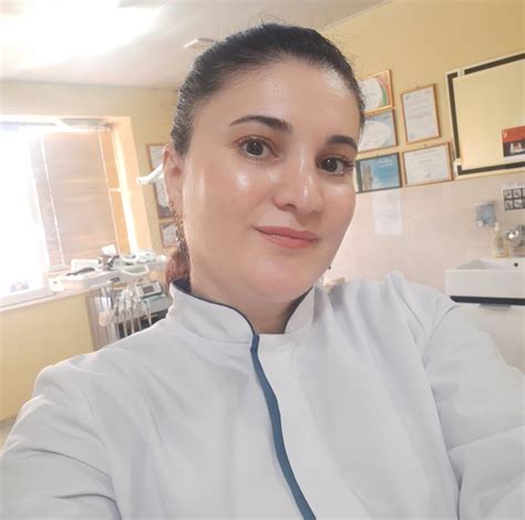 სტომატოლოგი ნინო სტომატოლოგი ნინო მეზვრიშვილი