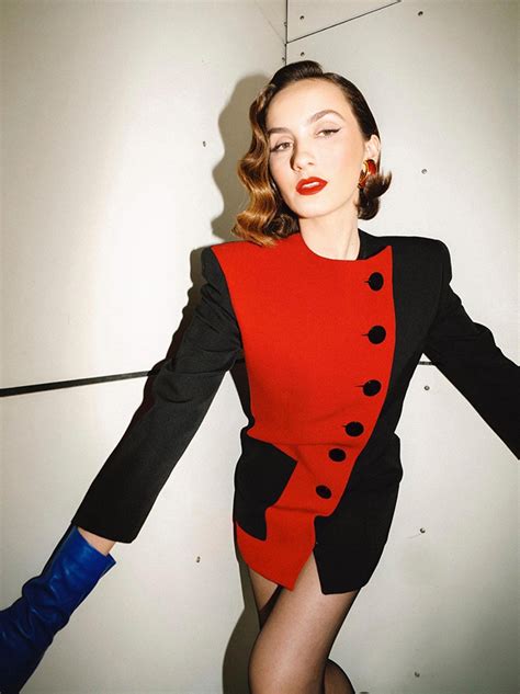 Mimi Cuttrell The Wall Group