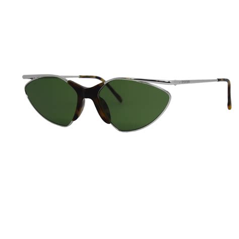 მზის სათვალეები Roniko