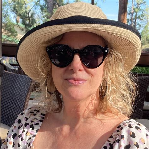 Robin Kimbroughs Instagram Twitter And Facebook On Idcrawl