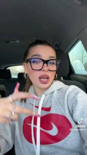 Pin Di Ykvt Francii 👸🏻💚 Su La Mia Sofi💞 [video] Ragazza Che Balla