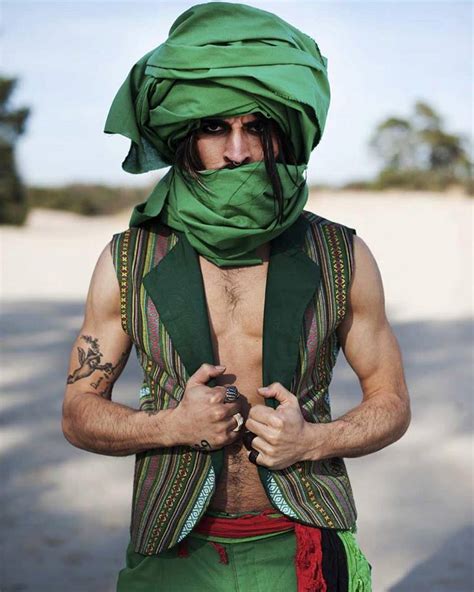 پکول و چپن افغانی در نمایش Afghanistan My Passion