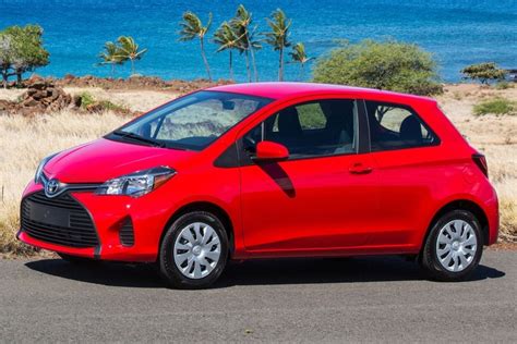 2015 Toyota Yaris Pictures 253 Photos Edmunds