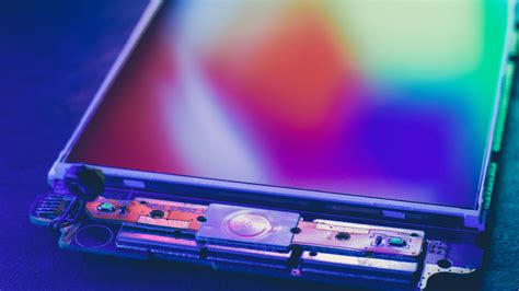 Tft液晶とは？構造や動作原理、tn・va・ips型の違いを解説 テスコムメディア テスコム製品の特徴や技術的な背景をご紹介いたします