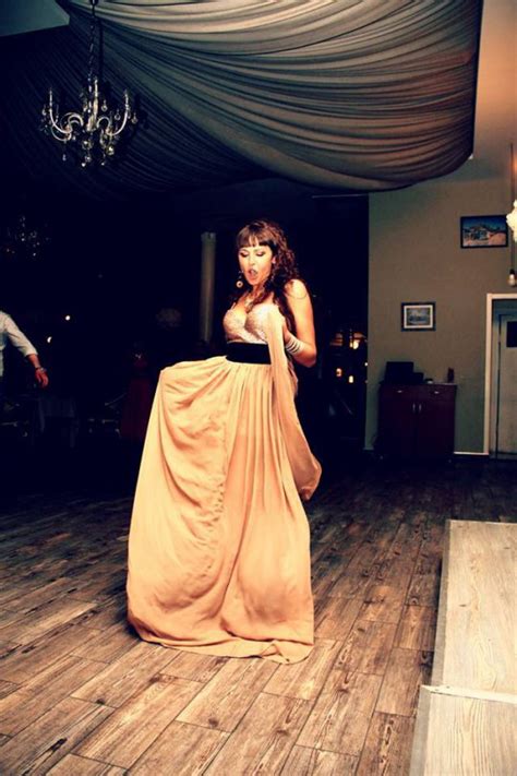 სკოლის გამოსაშვები საღამოს კაბები