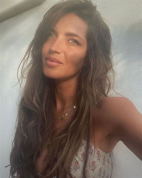 Sara Carbonero Muestra La Textura Real De Su Pelo En Su último ‘selfie