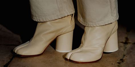 How To Bootstrap Your Startups Hr And When Not To Early