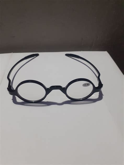 แว่นสายตายาวใส่อ่านหนังสือ ทรงกลมเลนส์ใส กรอบพลาสติก 350 ใส่ถนอมสายตา ไฟวัน Thaipick