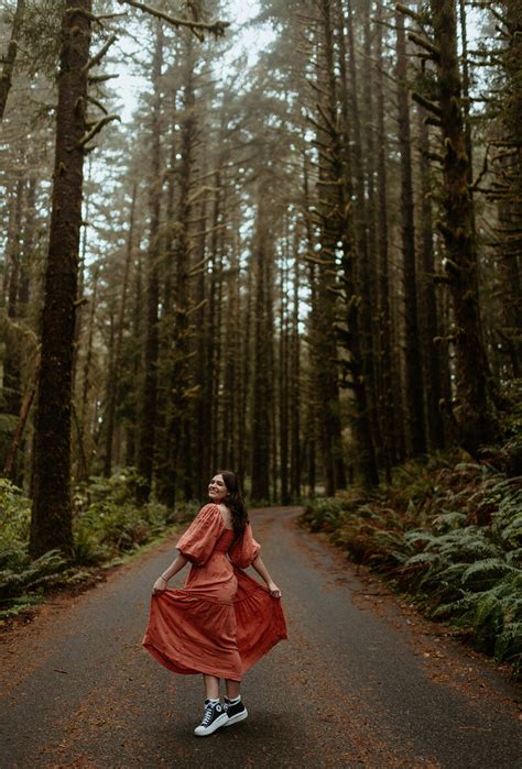 Emily Noelle Photography Oregon Senior Portraits Photographer