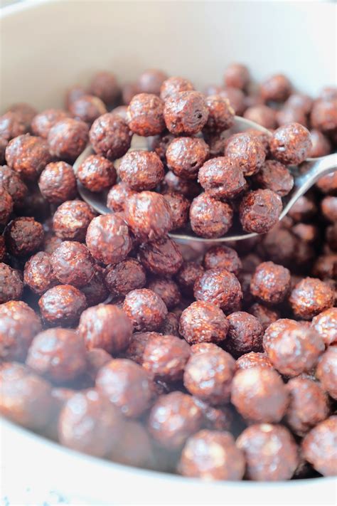 Hjemmelavet Coco Pops Cocoa Puffs På Kun 2 Ingredienser —