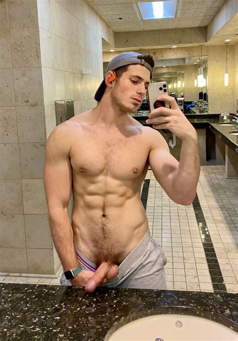 Model Of The Day Alex Grant Daily Squirt