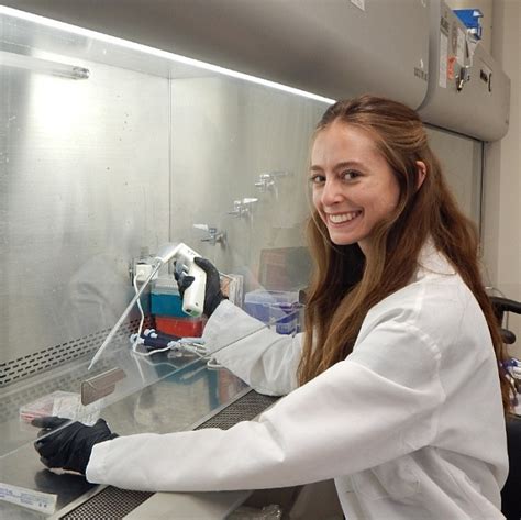 Mackenzie Sky 23 • Biology • Purchase College