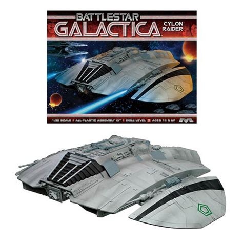 Battlestar Galactica Original Series Cylon Raider 132 Scale Model Kit