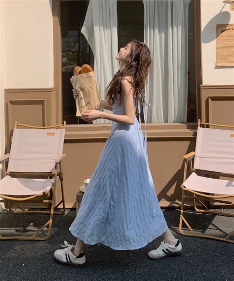 제이리본 휴양지 여신 백리스 셔링 리본 뷔스티에 롱원피스 여름 민소매 스퀘어넥 시원한 블루 패턴 플레어 A라인 섹시 로맨틱