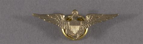 Badge Naval Aviator United States Navy Smithsonian Institution