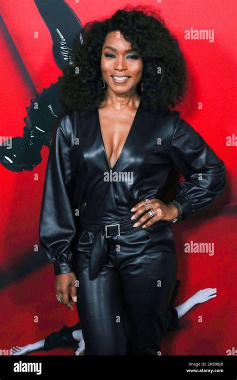 Angela Bassett American Horror Story