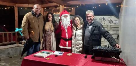 Το άναμμα του χριστουγεννιάτικου δένδρου στους Αμπελόκηπους Oladeka