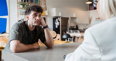 10 Reasons Small Talk Annoys Introverts According To Psychology