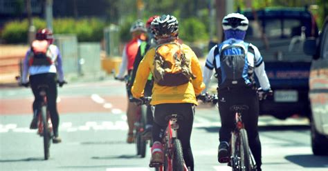 자전거 출근 중 교통사고 법원 업무상 재해 아니다