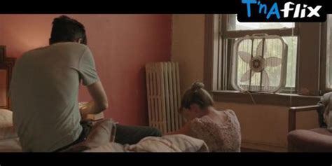 Kim Poirier Underwear Scene In Decoys