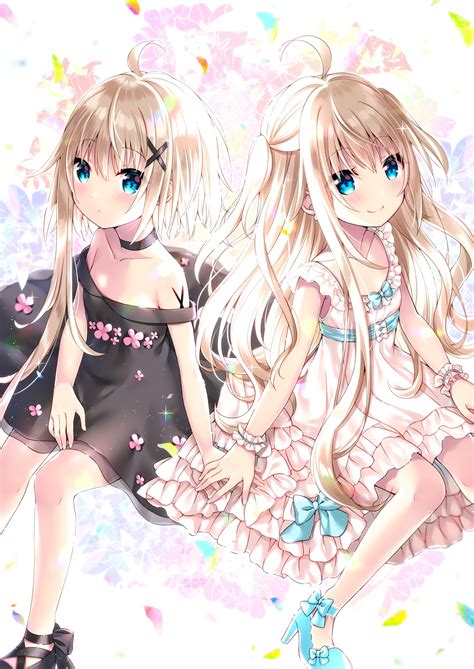 2 Anime Girls Twins