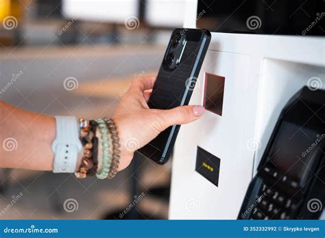 Girl Scanning Qr Code In Self Service Terminal Stock Photo Image Of Customer Cashless