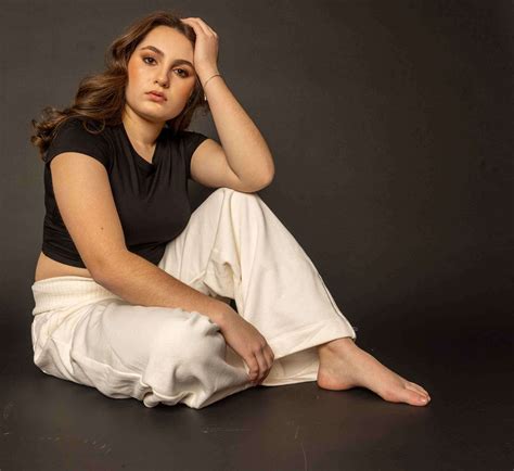 Как Grace Rutherford преосмисля красотата