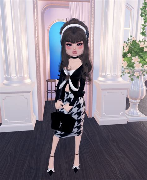 3 Outift Ideas For The Dress To Impress Monochrome Theme Durbin Rock