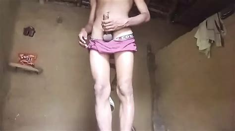 惊人的 Bhojpuri 风格的性爱视频 Xhamster