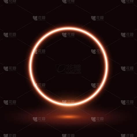 发光的橙色霓虹灯圆形框架在黑暗的背景与复制空间。向量孤立的插图。素材 花瓣网