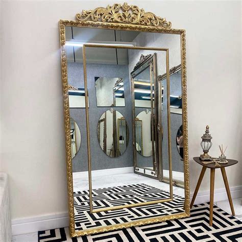 Espelho Clássico Com Moldura Dourada Decore Pronto