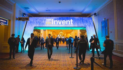 Amazon Web Services Aws Reinvent 2017 Production Club