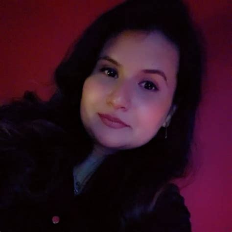 Kavyarajputmua Kavyamakeoverss • Threads Say More