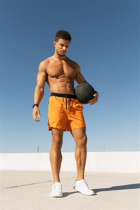 갈증 갤럭시 바탕화면 건강 건강에 좋다 건강한 건강한 삶 건강한 생활 건강한 피부 공원 그랜드 에스트 근육질의 근육질의 구조물 달리는 라이프스타일