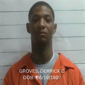 Derrick Groves New Orleans Escapee Captured After Standoff With