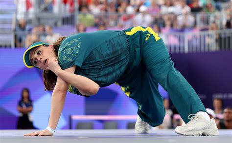 Olympic Breakdancer Raygun Becomes Viral Star Huffpost Sports
