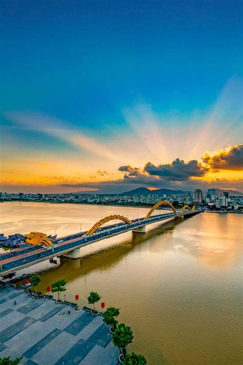 🌴 10 Amazing Reasons Why Da Nang Is The Perfect Budget Friendly Escape