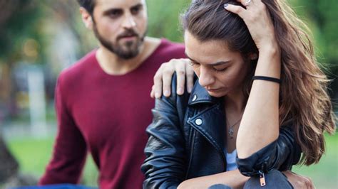 7 Tiny Signs Your Man Has A Negative Toxic Personality Type R Yosef