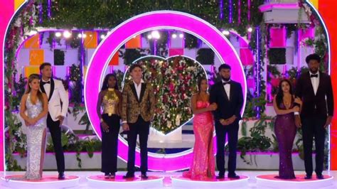 Love Island Usa Season 7 Winners Cast And Latest News