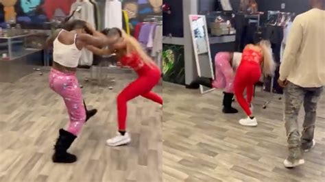 Girls Brawl Inside Off Brand Clothing In San Bernardino