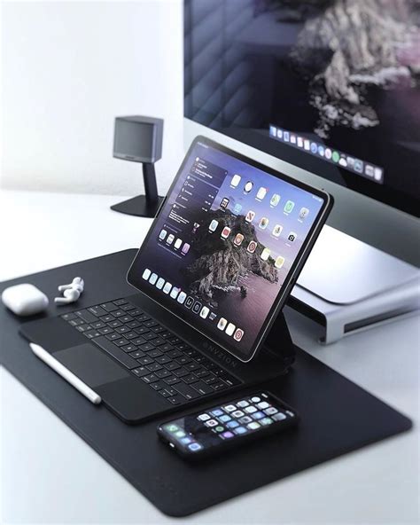 Ipad Central Minimal Mac Home Office Design Interior Apple Products