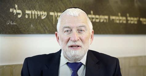 Leading Orthodox Rabbi Re Insert Prayers Typically Omitted On Shabbat