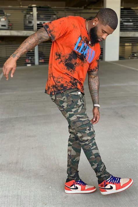 Camouflage Pants For Men Outfits