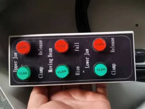 Electro Hydraulic Servo Control And Electronic Measurement Universal Pressure Bending Testing