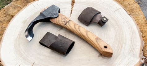 Woodworking Adze A Simple Guide For Beginners Beavercraft Tools