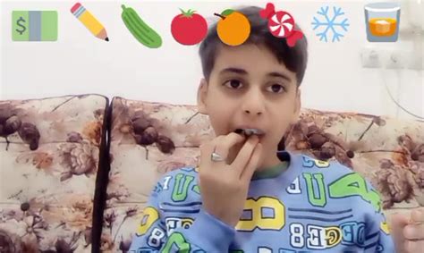 ایموجی خوردم