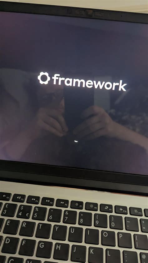 issue on boot stuck on framework logo r framework