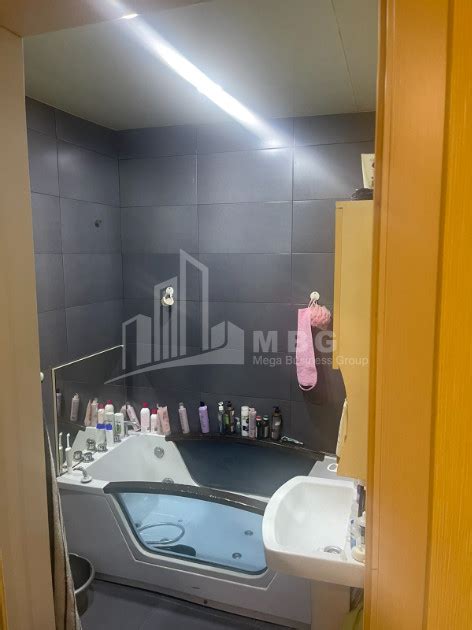 იყიდება სახლი აგარაკი მ წინამძღვრიშვილის ქუჩა ოქროს უბანი ჩუღურეთის რაიონი თბილისი